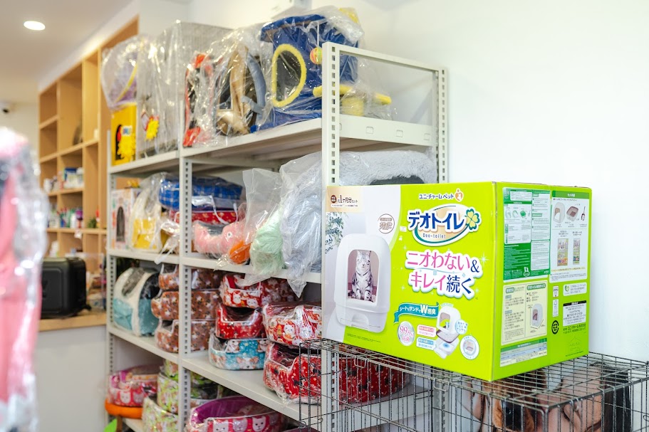 จำหน่ายอาหารสัตว์ และสินค้า Petshop - Pet Smile Pet Hospital